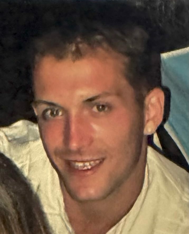 Robert Wayne Damon "Bobby" | Fenton and Hennessey